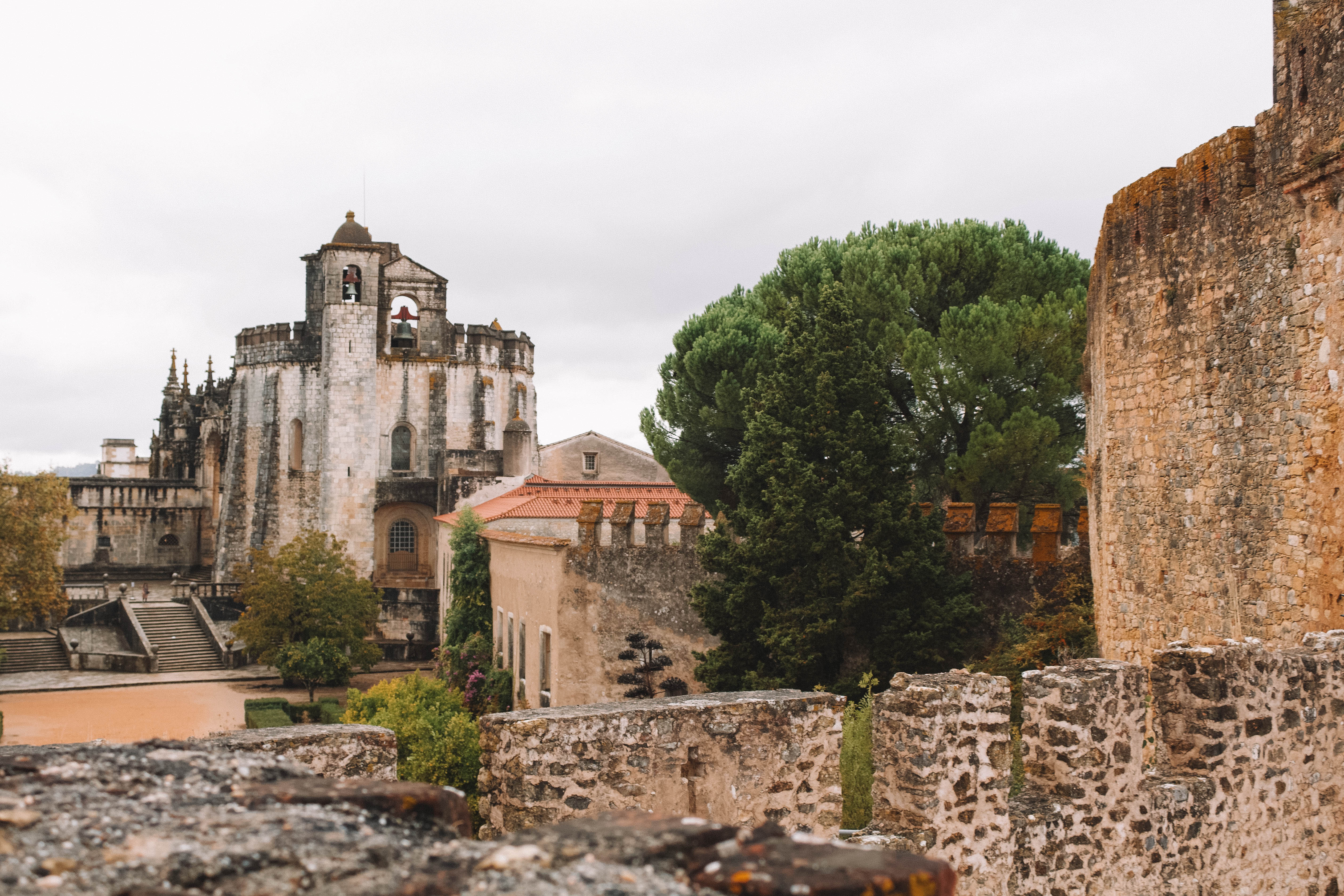 MOSTEIROS E CONVENTOS DE PORTUGAL – ARCHITECTURE HUNTER