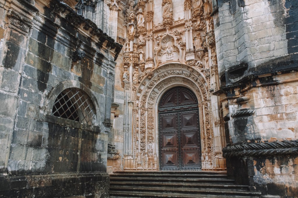 MOSTEIROS E CONVENTOS DE PORTUGAL – ARCHITECTURE HUNTER